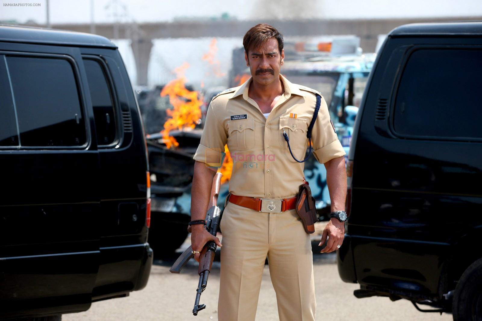 Ajay Devgan in the still from movie Singham Returns / Singham Returns - Bollywood Photos